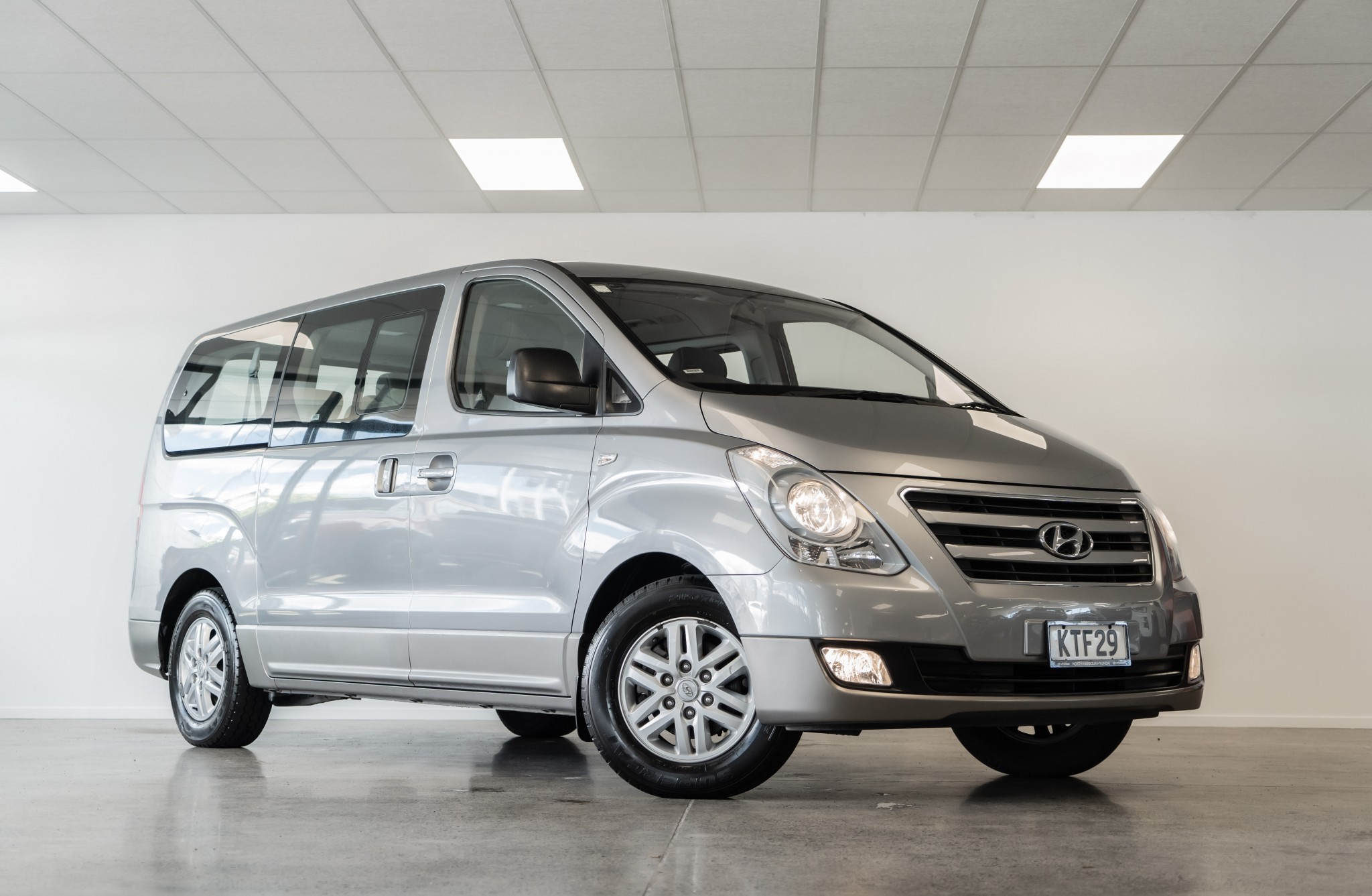 Hyundai iMax 2017 | 2.5 CRDI AUTO