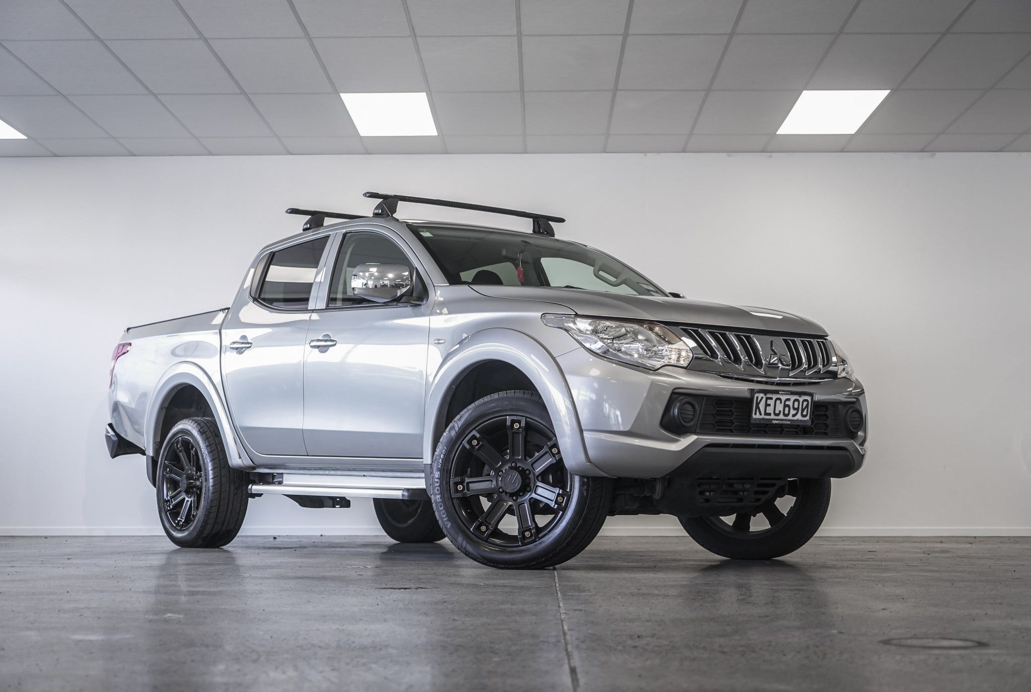 Mitsubishi Triton 2016 | D/CAB GLXR 2.4D/5AT