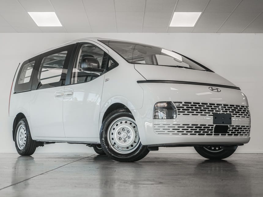 Hyundai STARIA LOAD 2023 | 2.2DT/8AT