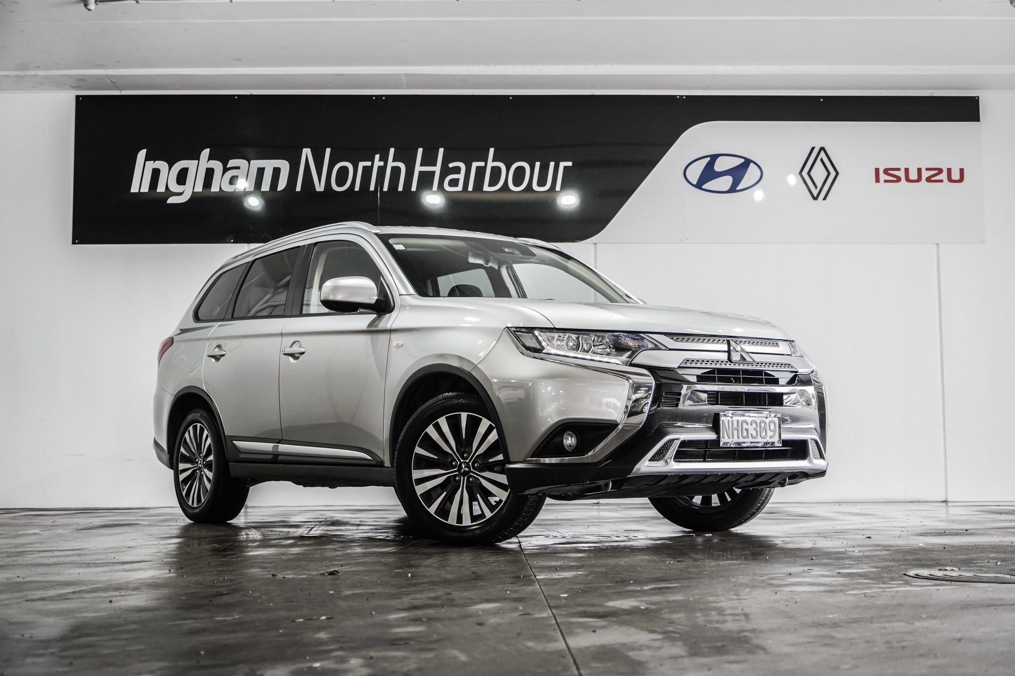 Mitsubishi Outlander 2021 | LS 2.4P/4WD/CVT