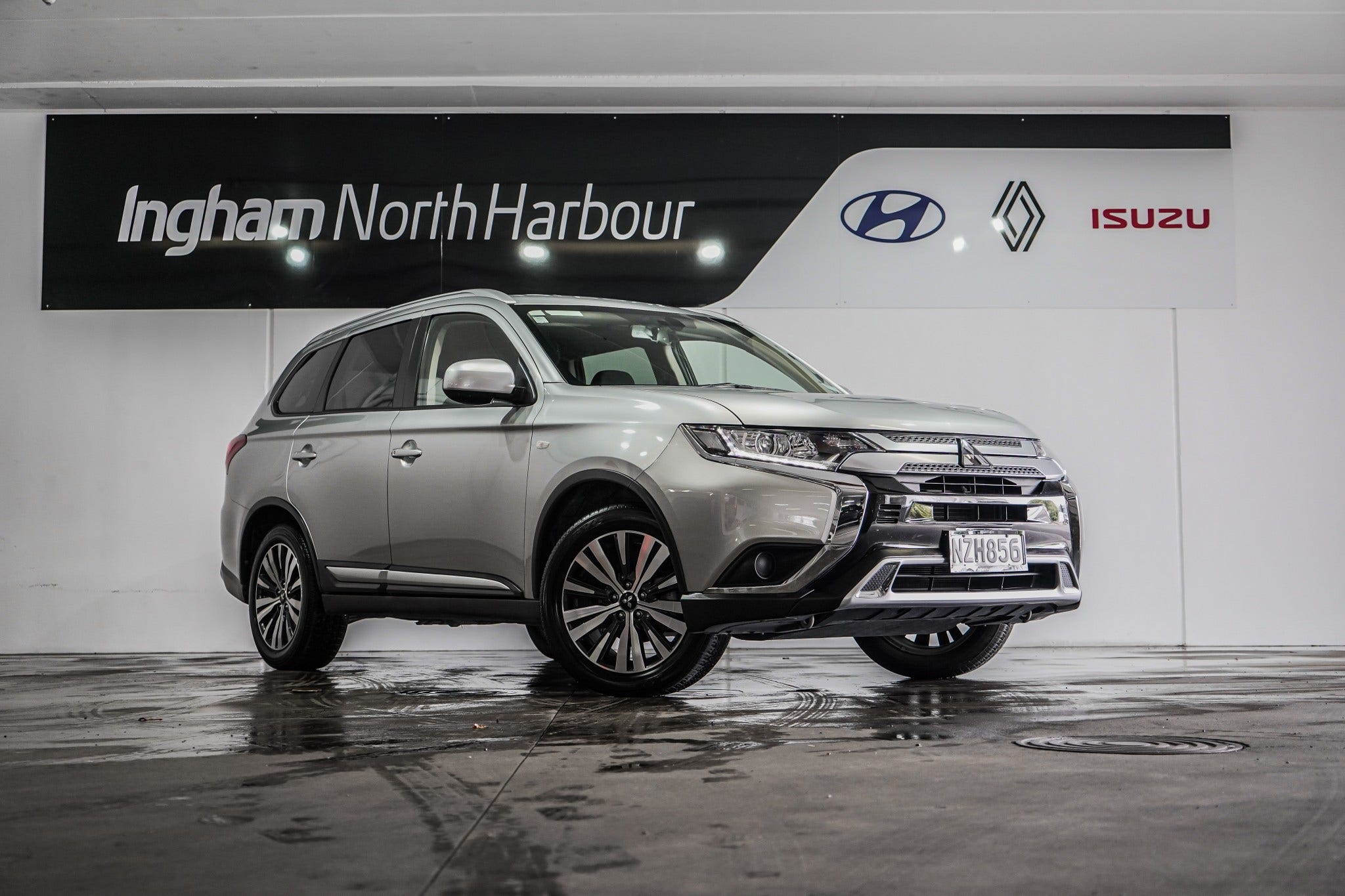 Mitsubishi Outlander 2022 | LS 2.4P/CVT