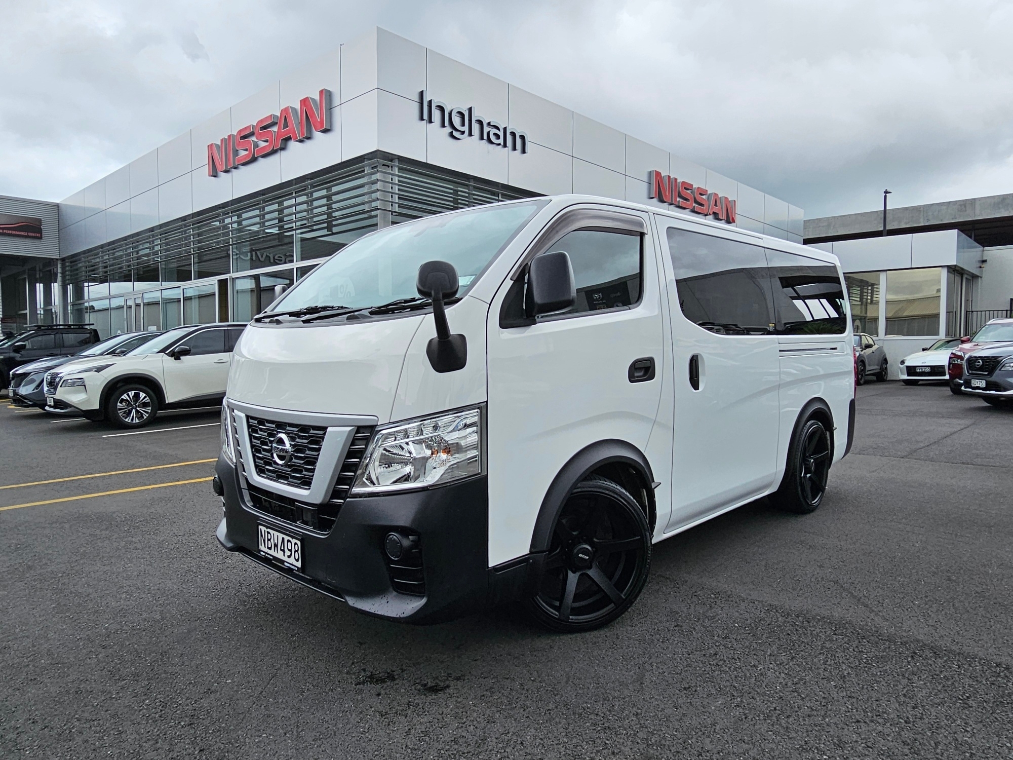 Nissan NV350 2018 | CARAVAN