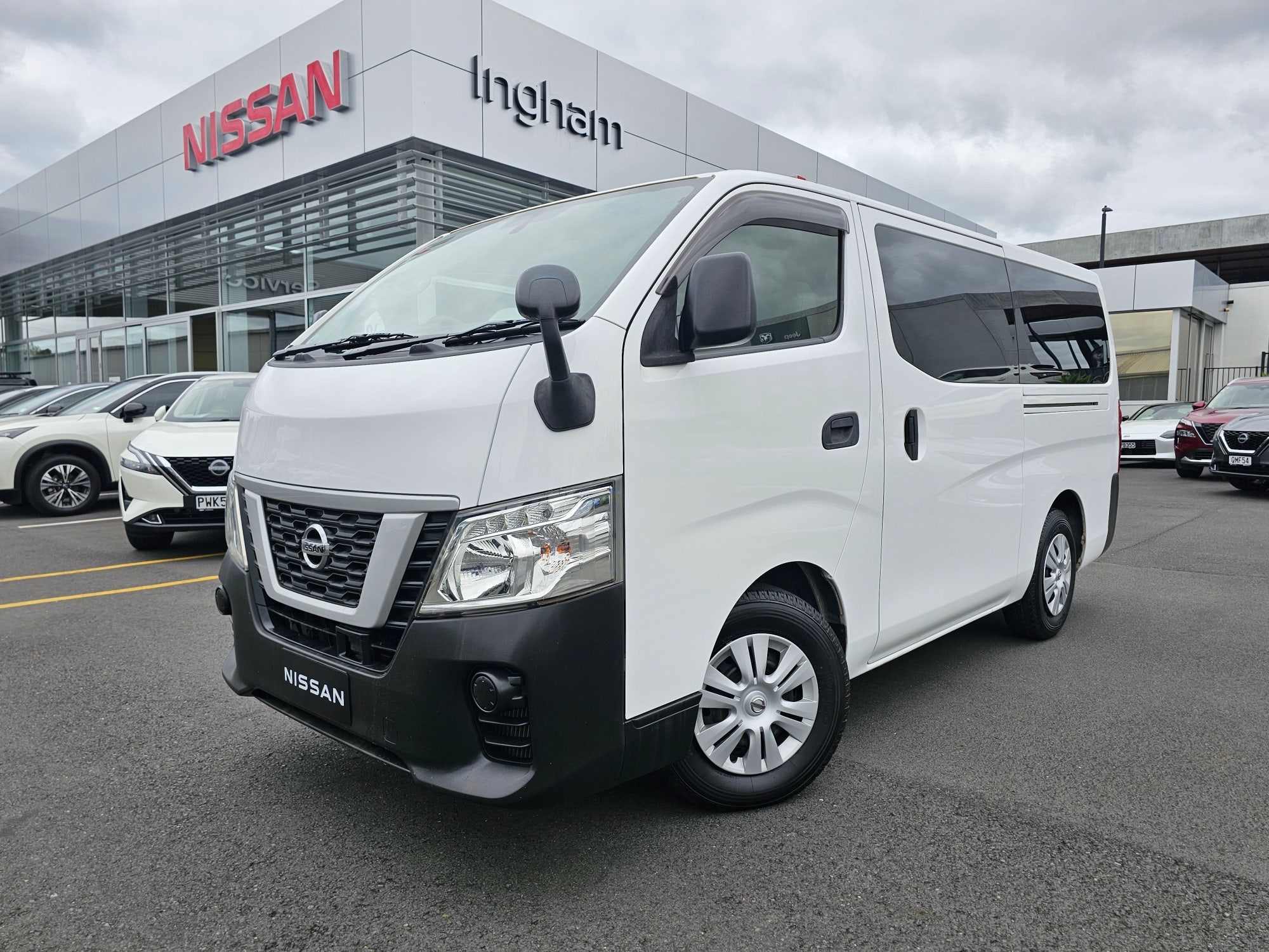 Nissan CARAVAN 2018 | NV350 DX 2.5D