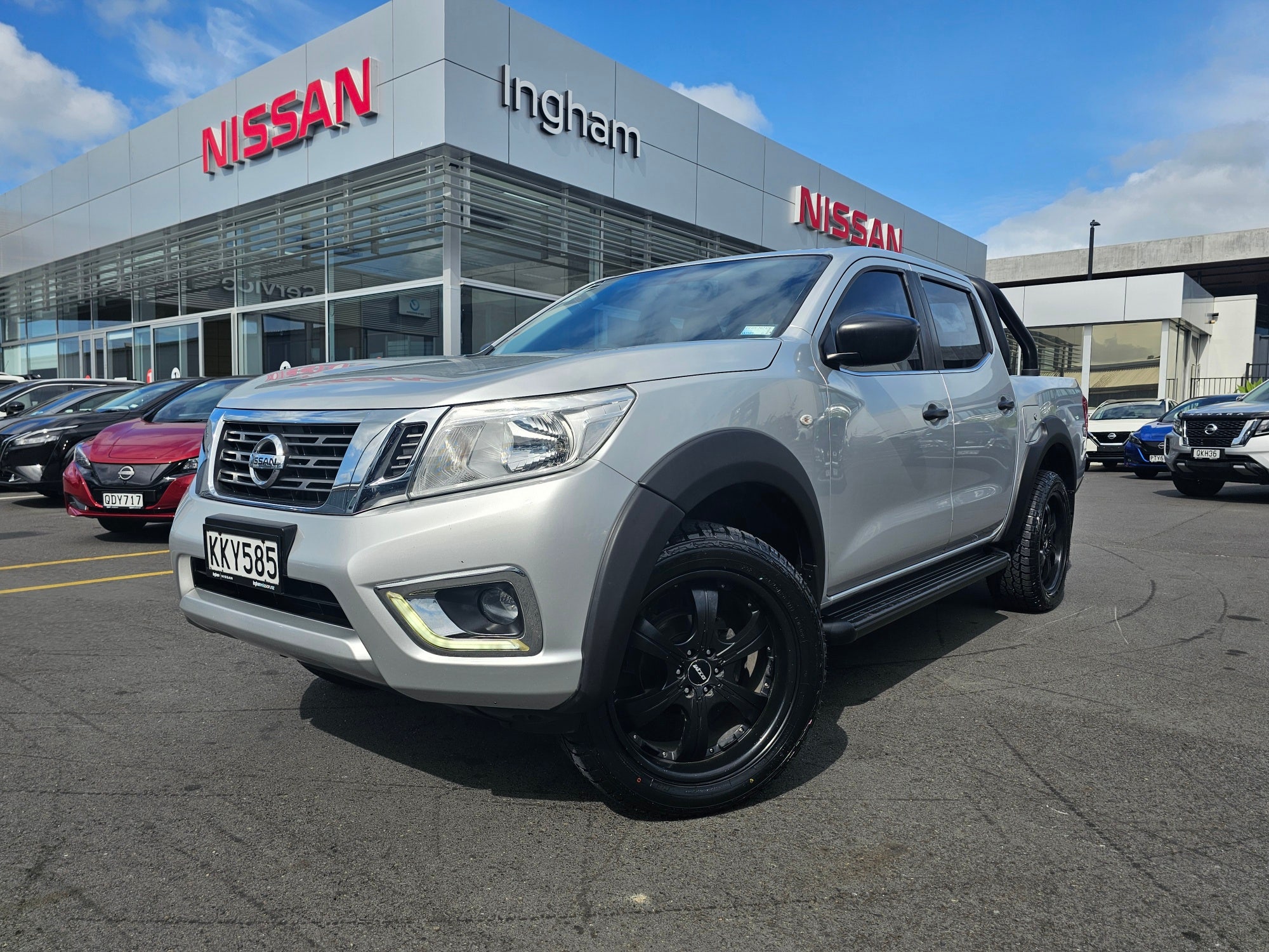 Nissan Navara 2017 | DX 2.5P/6MT