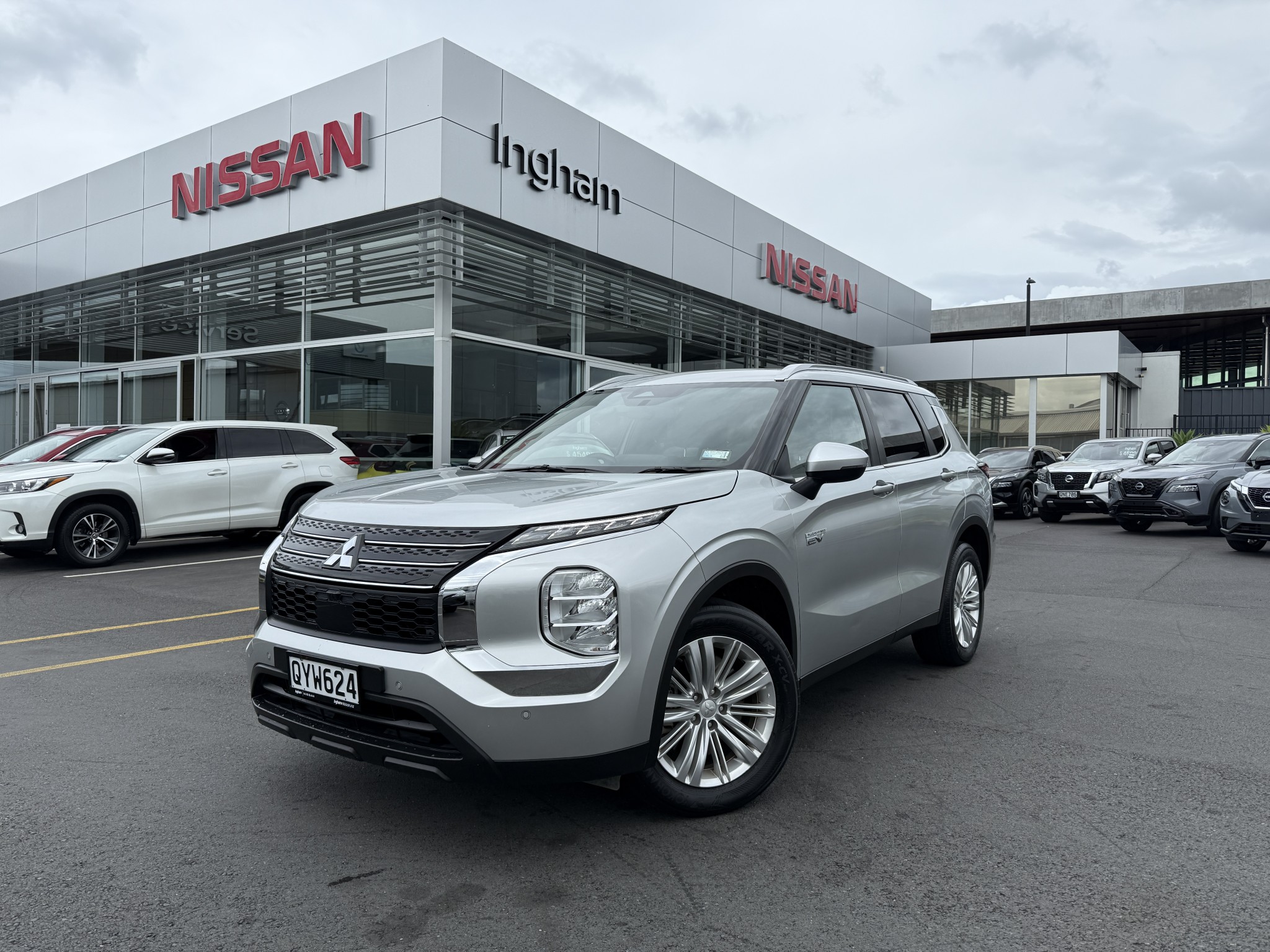Mitsubishi Outlander 2022 | LS PHEV 4WD AUTOMATIC