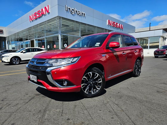 Mitsubishi Outlander 2018 | VRX PHEV/4WD