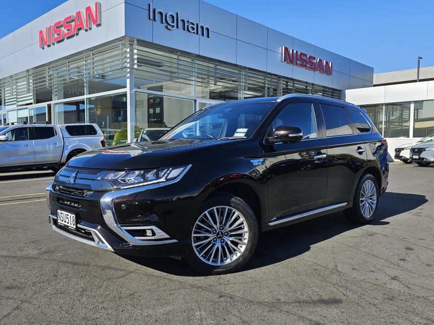 Mitsubishi Outlander 2021 | VRX PHEV/4WD