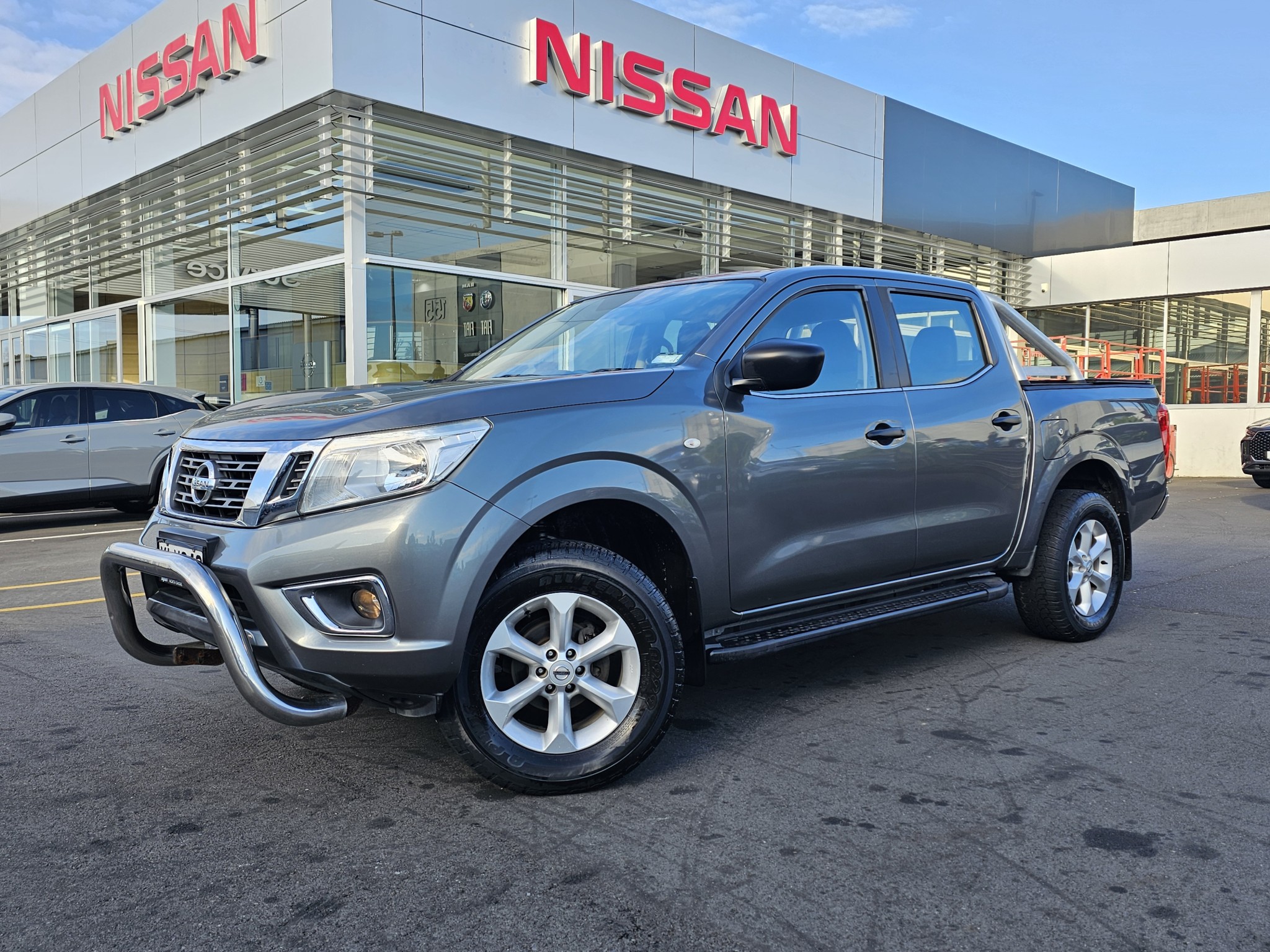 Nissan Navara 2017 | DX 2.5 PETROL MANUAL 2WD
