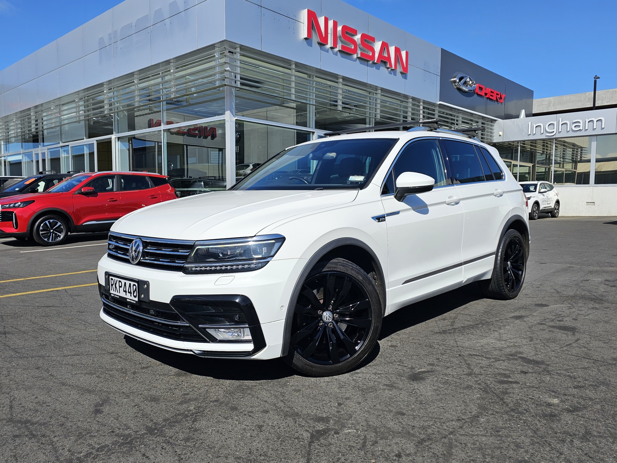 Volkswagen Tiguan 2017 | TSI R-LINE 4MOTION 2 - BLACK EDITION!