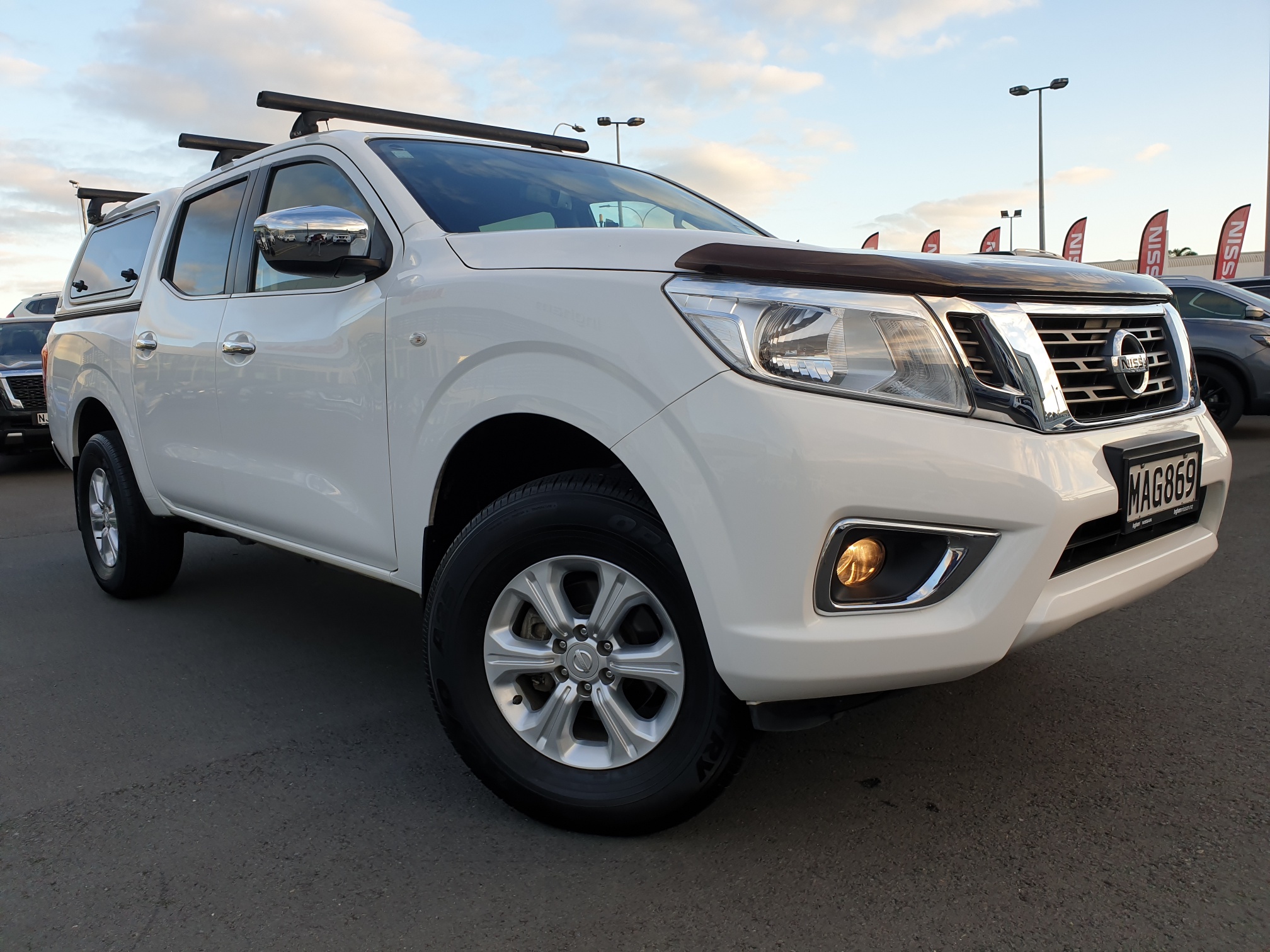 Nissan Navara 2019 | RX 2.3D/7AT/UT/4DR/5