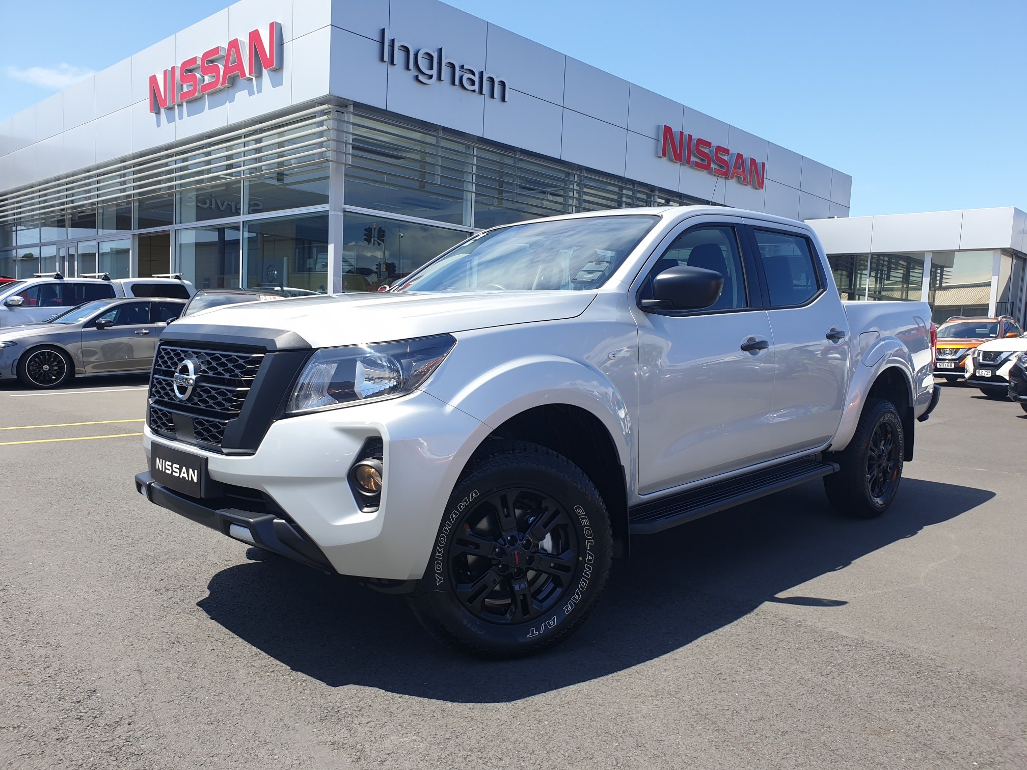 Nissan Navara 2023 | SL-450 2.3D/4WD/6SPD