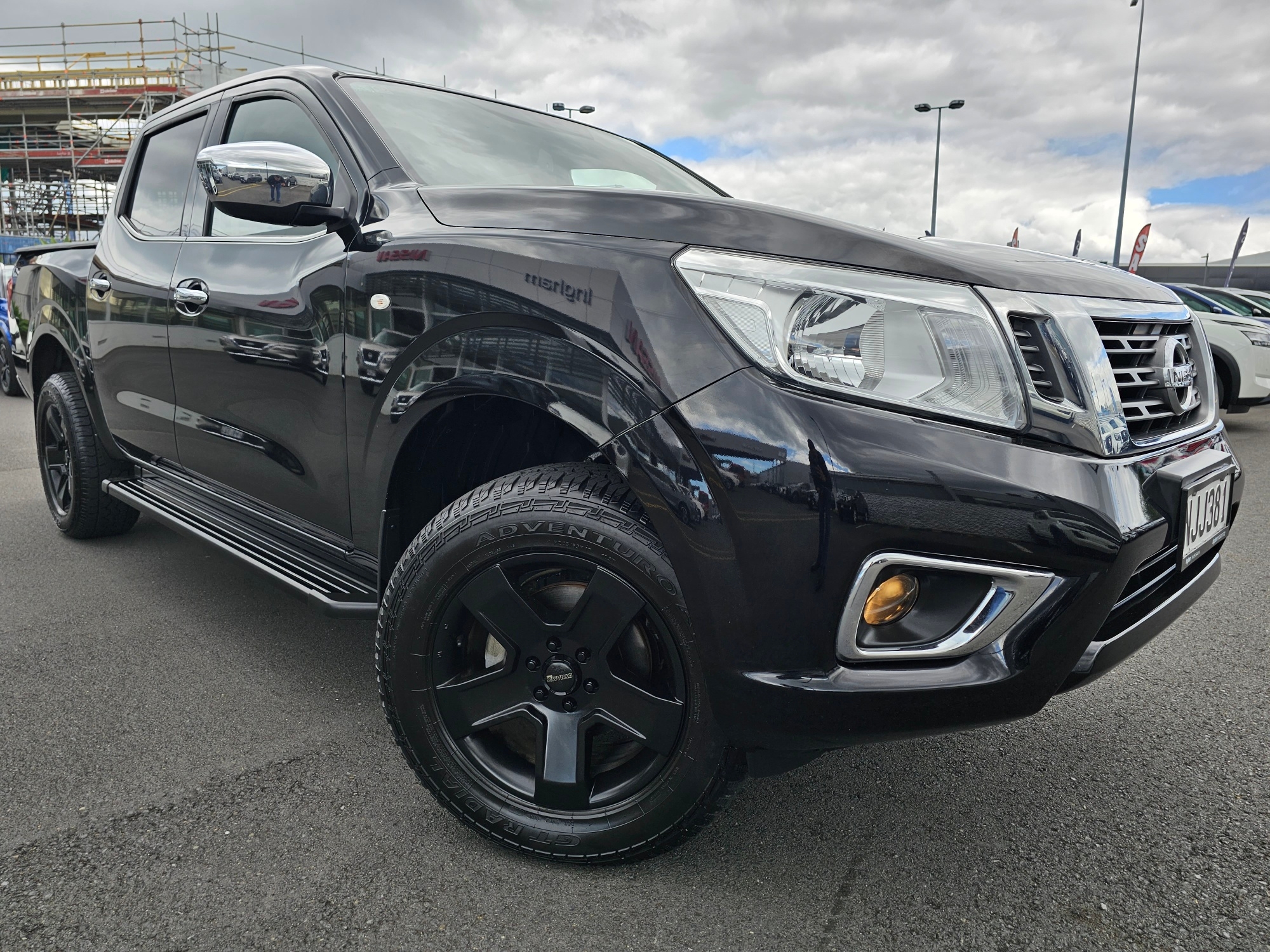 Nissan Navara 2021 | RX 2.3D/6MT/UT/4DR/5
