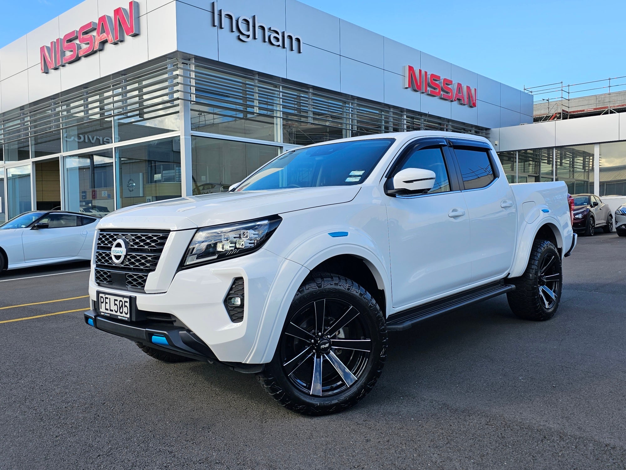 Nissan Navara 2022 | ST-X 2.3D/4WD/7AT