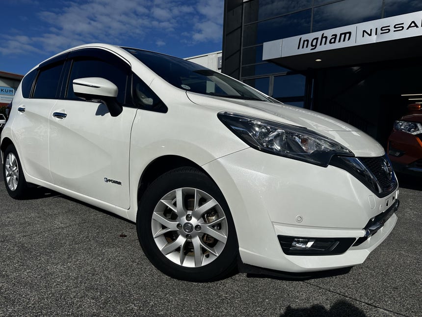 Nissan Note 2018 | MEDALIST E-POWER