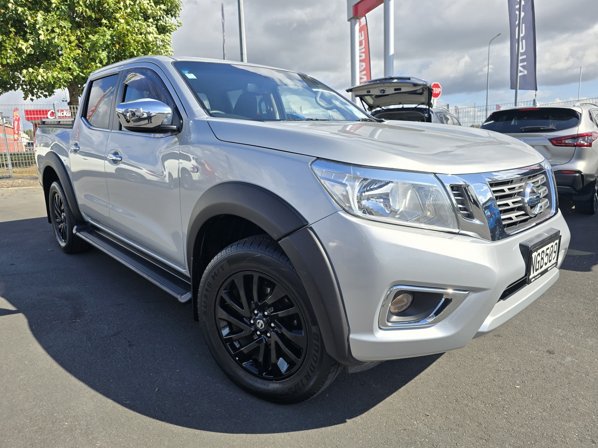 Nissan Navara 2021 | RX 2.3D