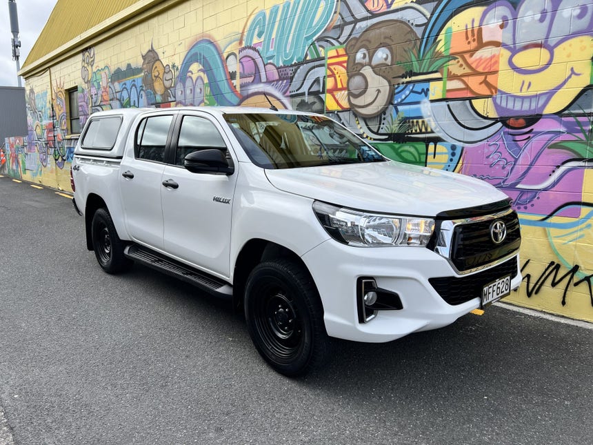 Toyota Hilux 2019 | SR TD DC 2.8D/4WD