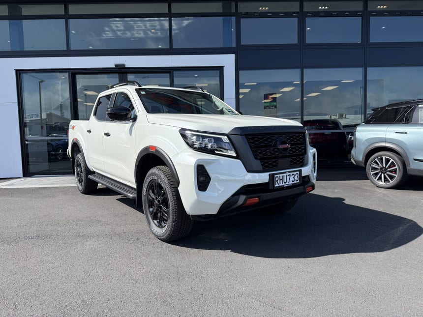 Nissan Navara 2025 | PRO-4X 2.3D/4WD/7AT