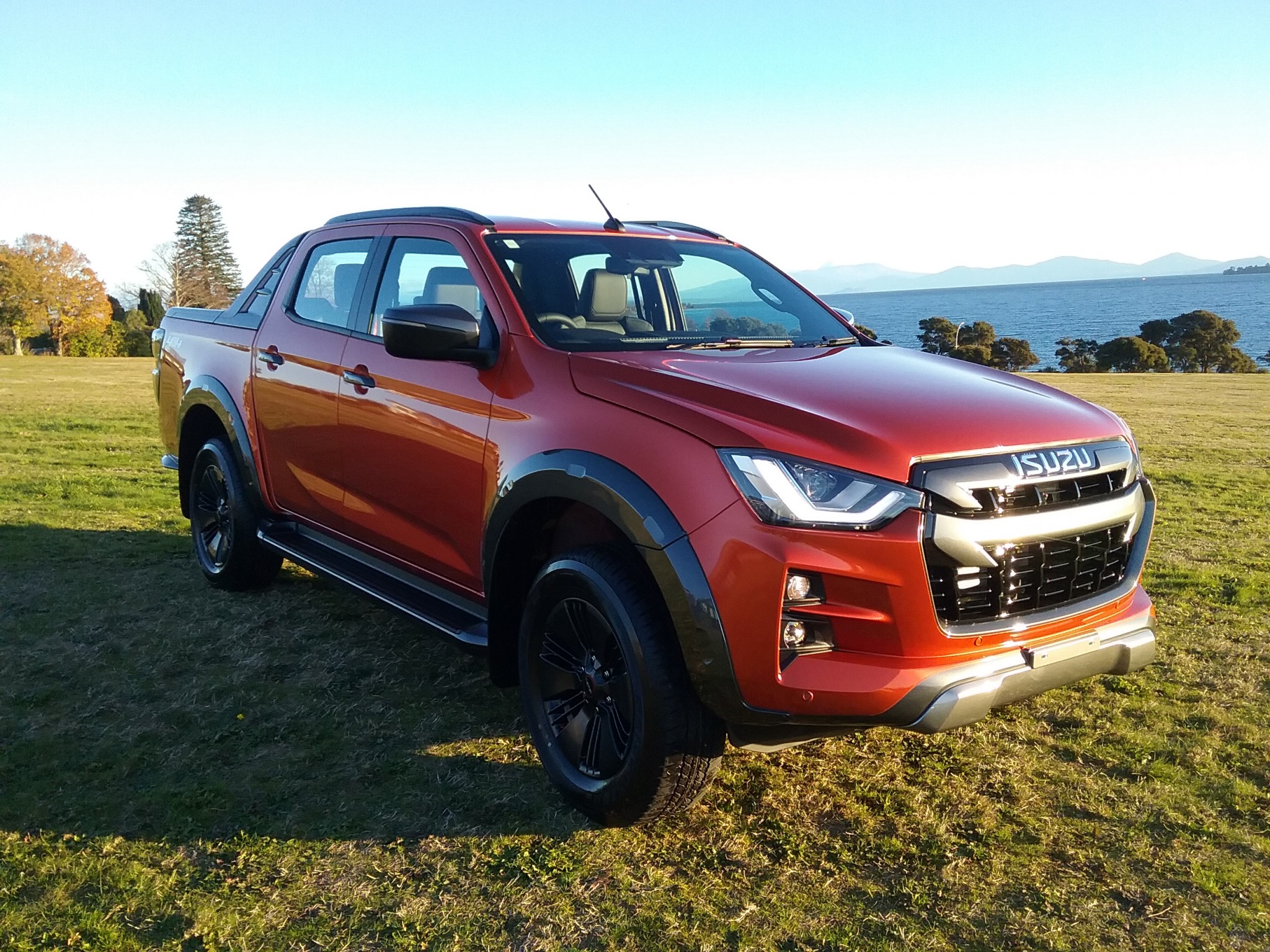 Isuzu D-MAX 2022 | X-TERRAIN DOUBLE CAB