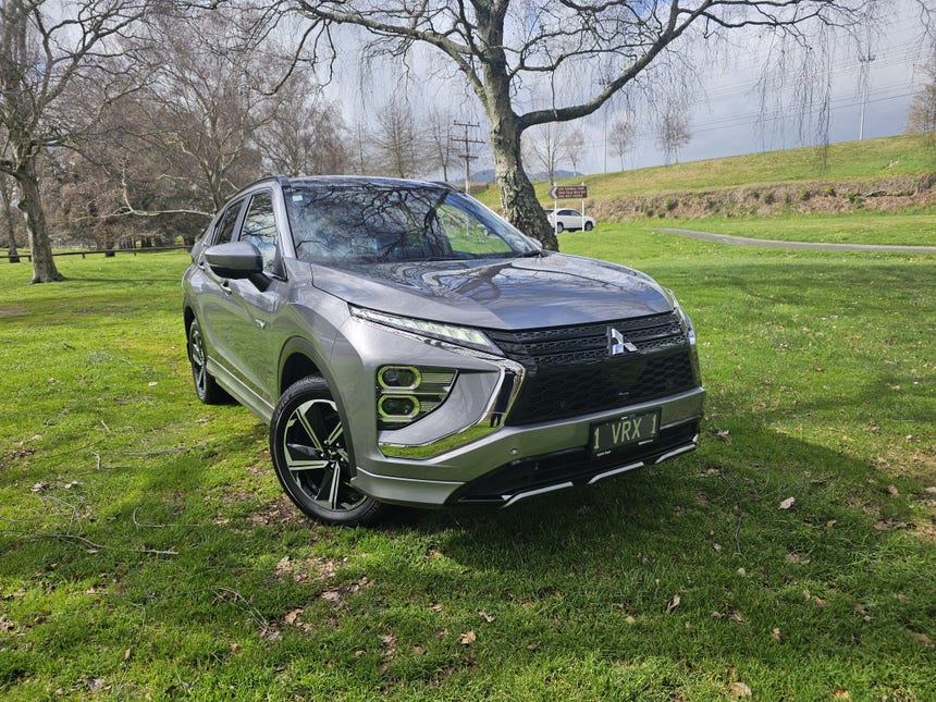 Mitsubishi Eclipse Cross 2023 | VRX PHEV/4WD/AT