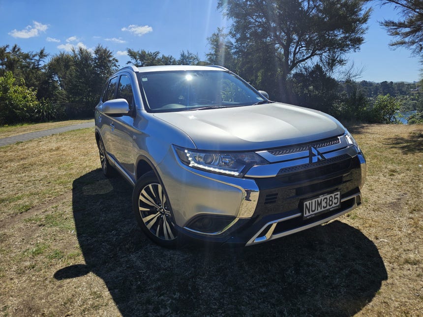 Mitsubishi Outlander 2021 | LS 2.4P/CVT
