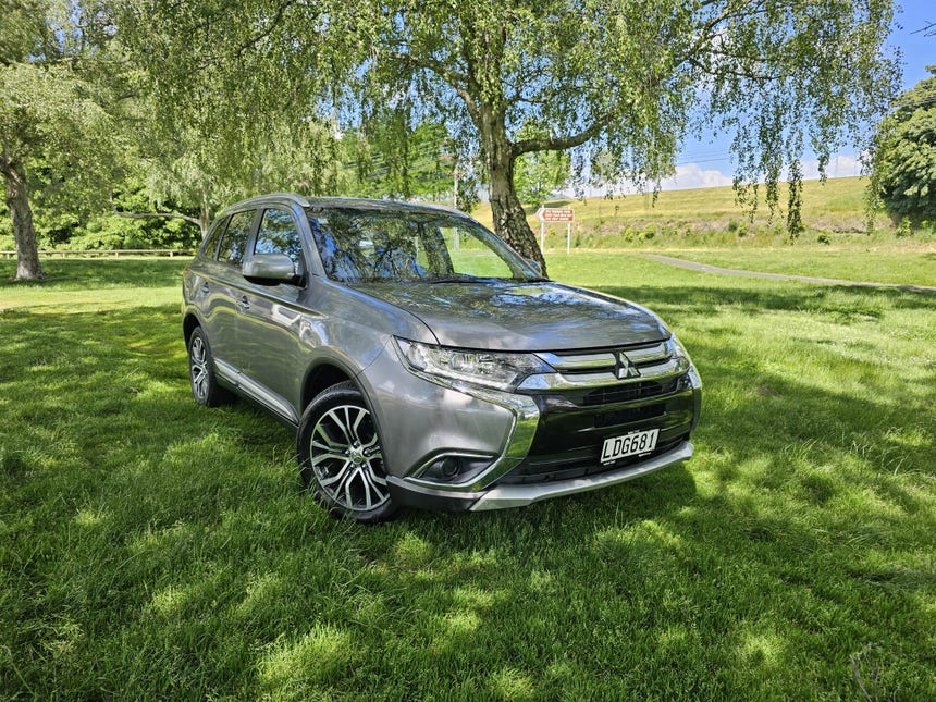 Mitsubishi Outlander 2018 | LS 2.0P/CVT
