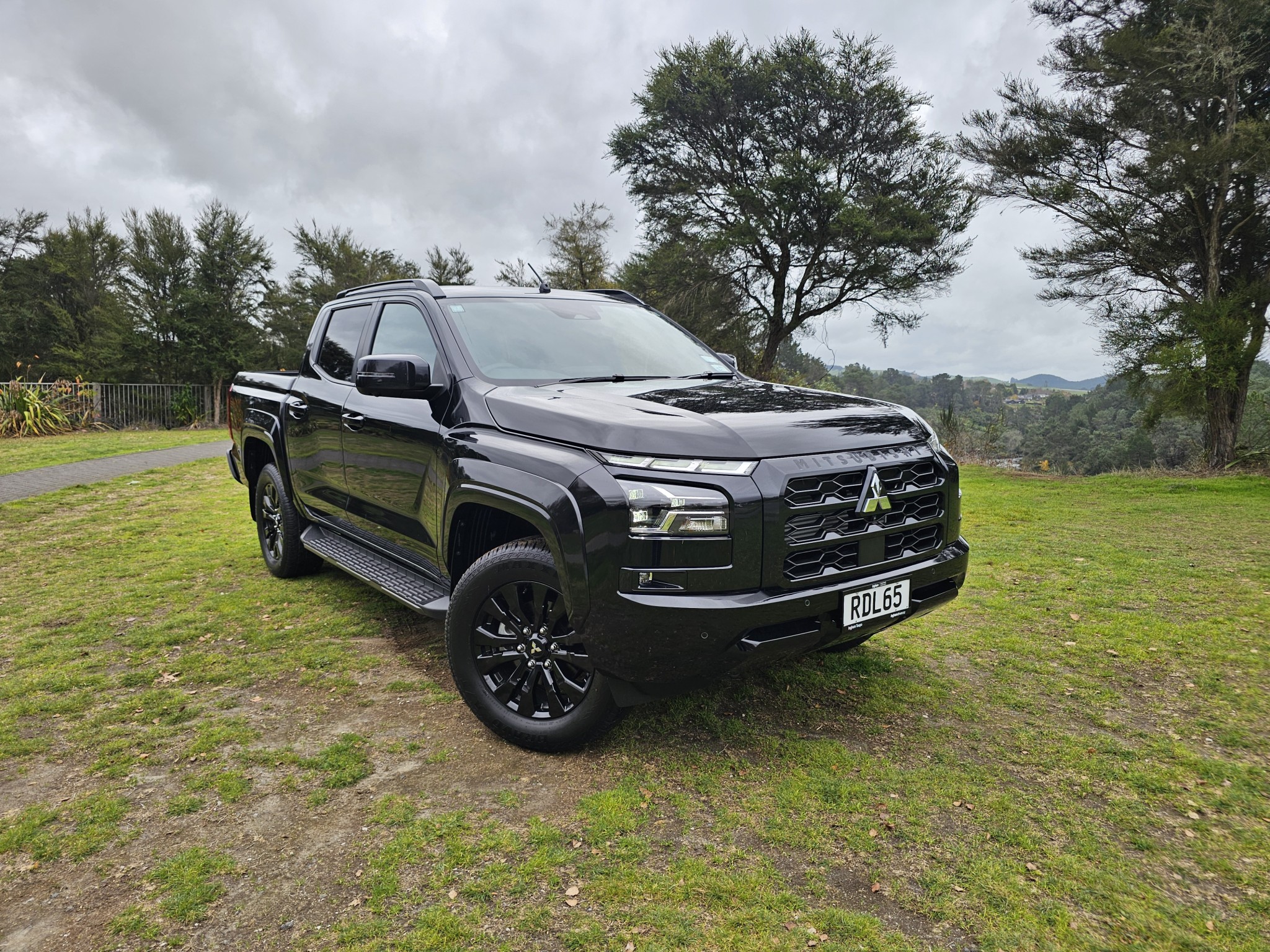 Mitsubishi Triton 2025 | DC VRX 4WD 6AT 2.4DT