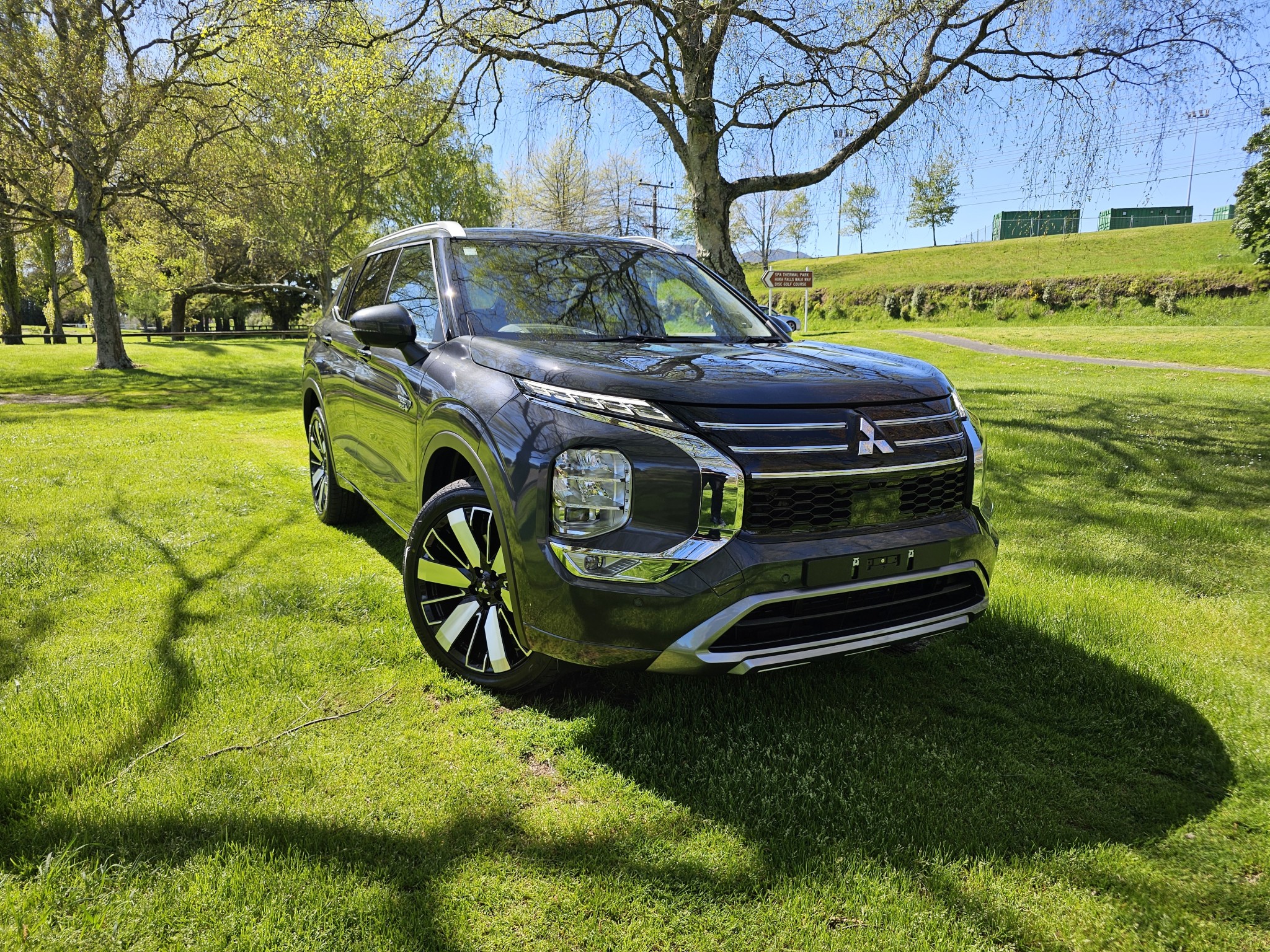 Mitsubishi Outlander 2026 | VRX PHEV/4WD/AT