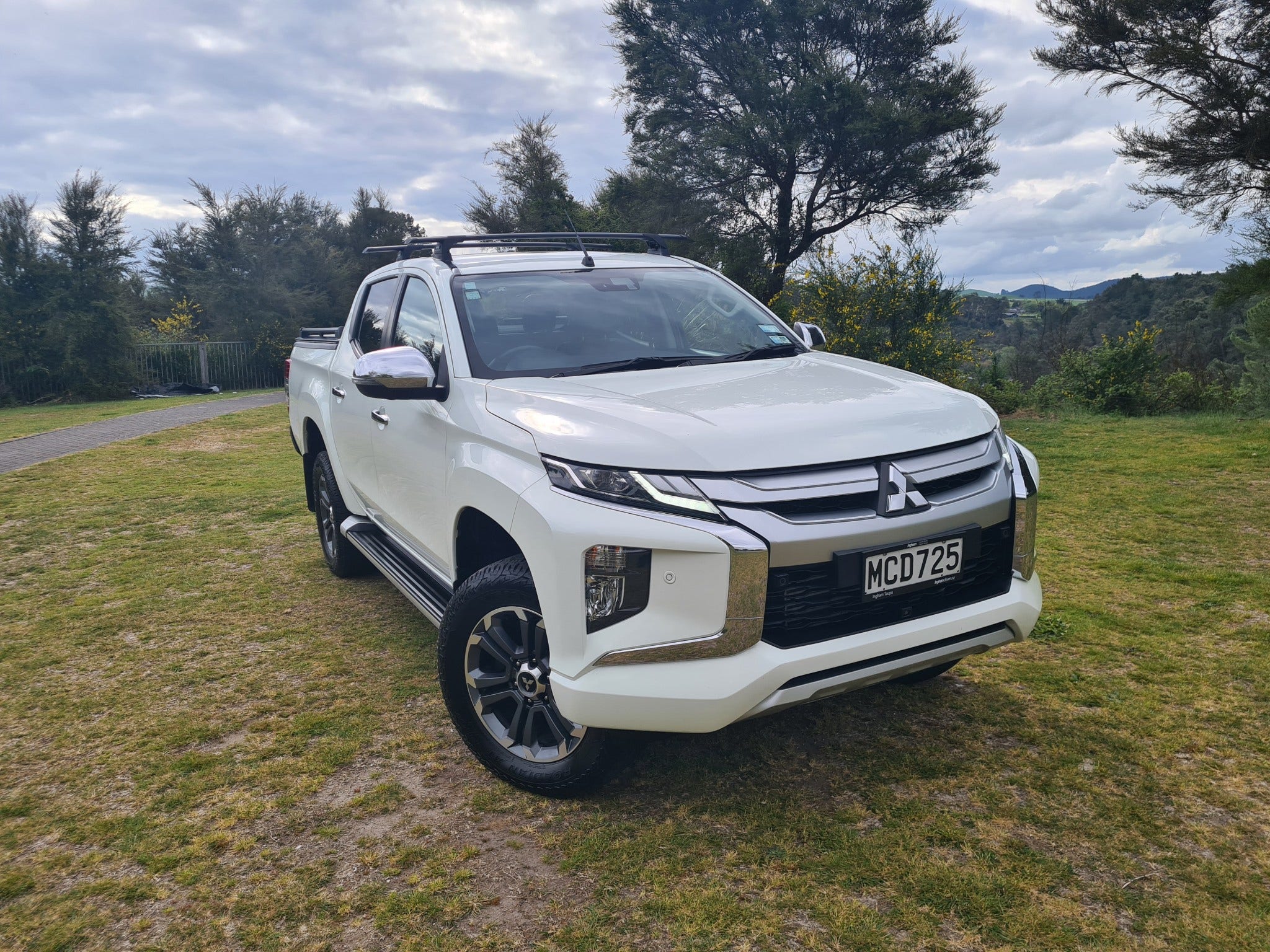 Mitsubishi Triton 2019 | DC VRX 4WD 6AT 2.4D