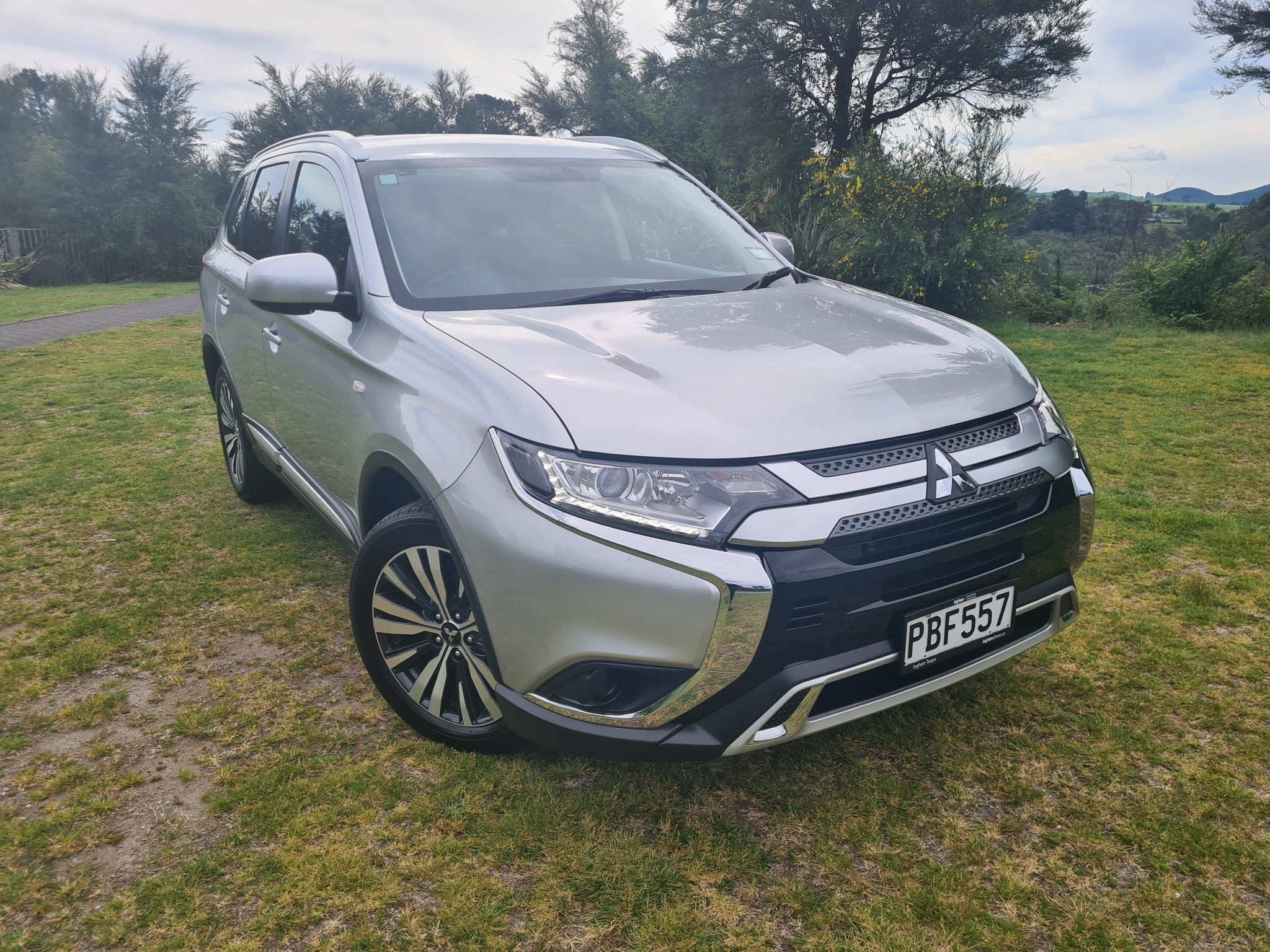 Mitsubishi Outlander 2022 | LS 2.4P/CVT