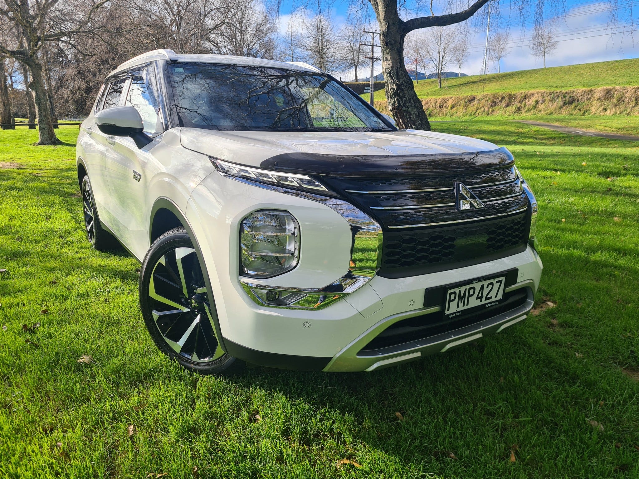 Mitsubishi Outlander 2022 | XLS PHEV/4WD/AT