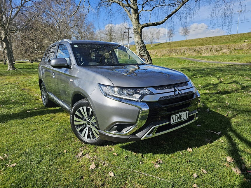 Mitsubishi Outlander 2021 | LS 2.4P/CVT