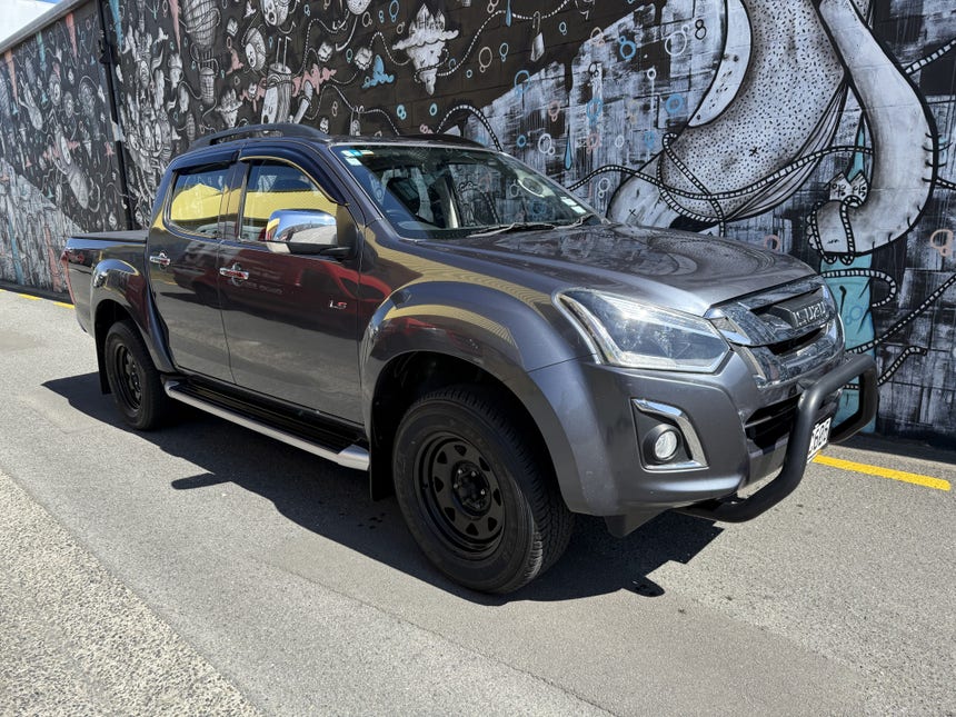 Isuzu D-MAX 2018 | LS DC 3.0D/4WD/6MT