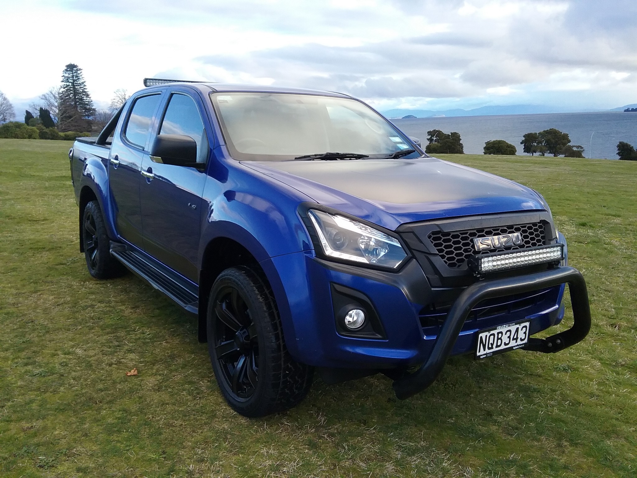 Isuzu D-MAX 2019 | LS DC 3.0D/4WD/6AT