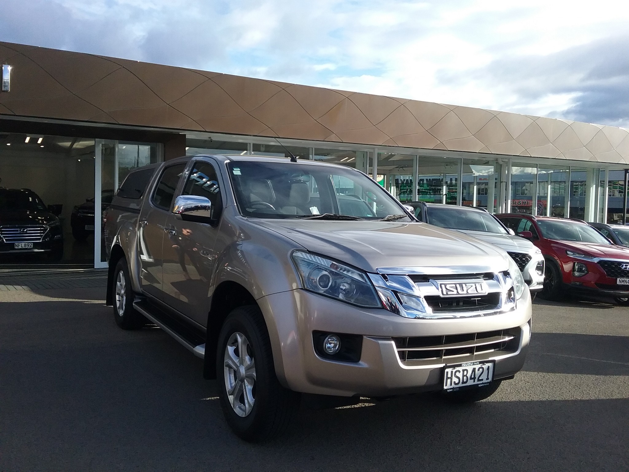 Isuzu D-MAX 2014 | LS DC 3.0D/4WD/5AT/U