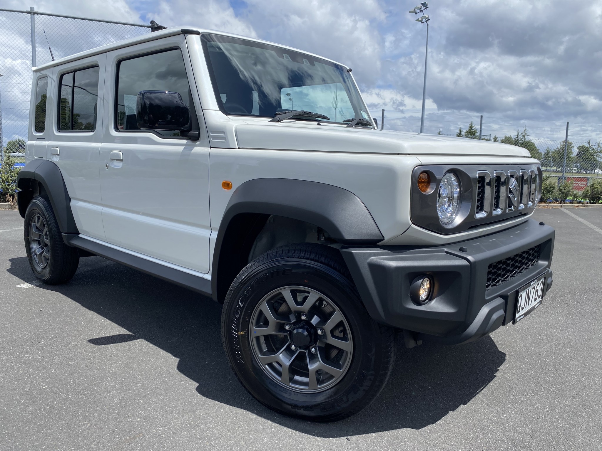 Suzuki Jimny 2025 | 5-DOOR 1.5P/4WD/5MT