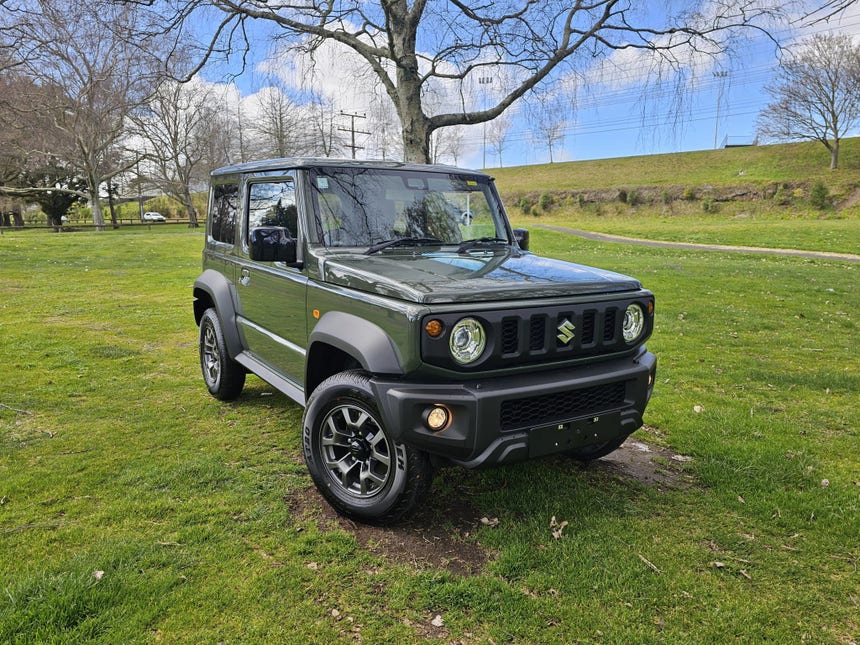 Suzuki Jimny 2025 | SIERRA 1.5P/4WD/5MT